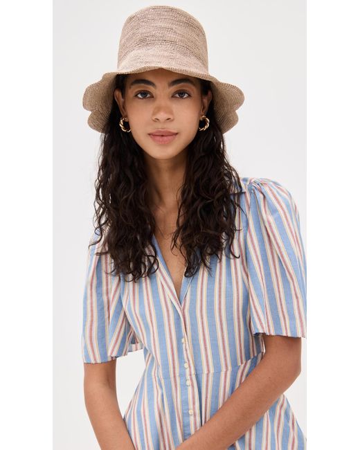Freya Packable Scallop Crochet Bucket Hat in White | Lyst