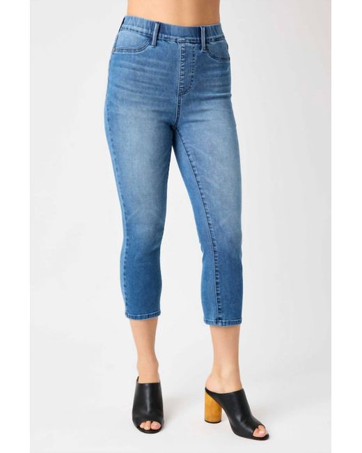 Judy Blue High Waist Cool Denim Pull On Capri in Blue | Lyst