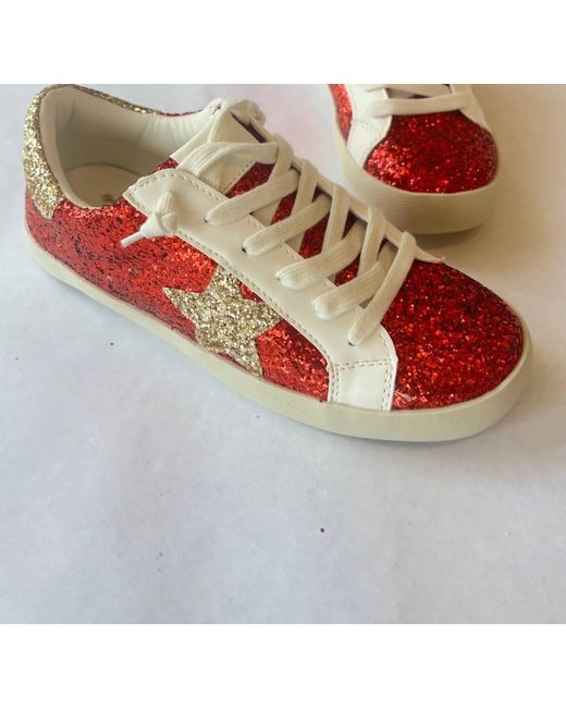 Camel Threads Star Of The Show Sneaker in Red | Lyst