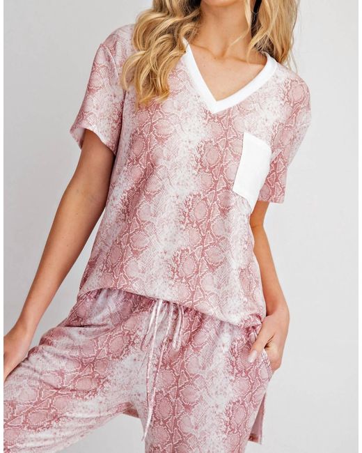 143 Story Snake Skin Pocket Top in Red | Lyst