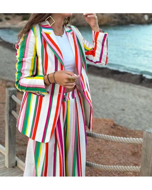 Vilagallo Sophia Raya Seersucker Jacket in Red | Lyst