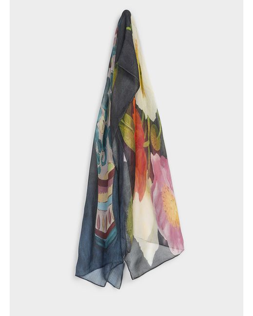 The Artists Label Icelandic Poppies Lightweight Scarf in White | Lyst