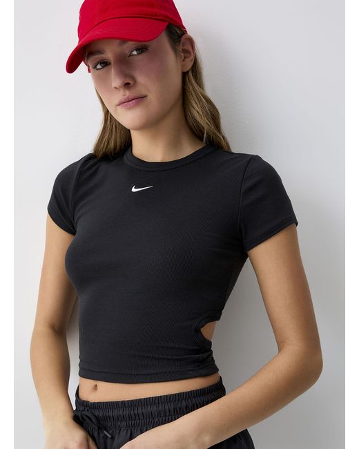 Nike Logo Open in Black | Lyst