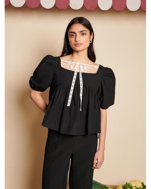 Sister Jane Barn Rose Top in Black | Lyst