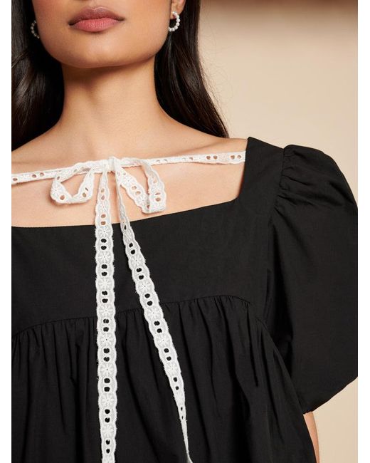Sister Jane Barn Rose Top in Black | Lyst