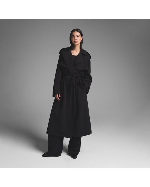 Skims Trench Coat in Black | Lyst