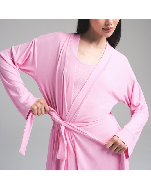 Skims Long Robe Bubble Gum in Pink | Lyst