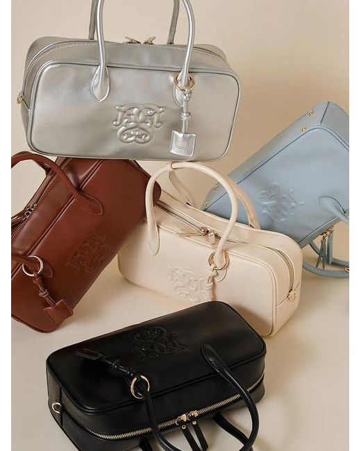 SNIDEL Embossed Logo Boston Bag in Natural | Lyst