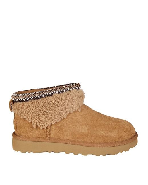 UGG W Classic Ultra Mini Maxi Curly in Brown | Lyst