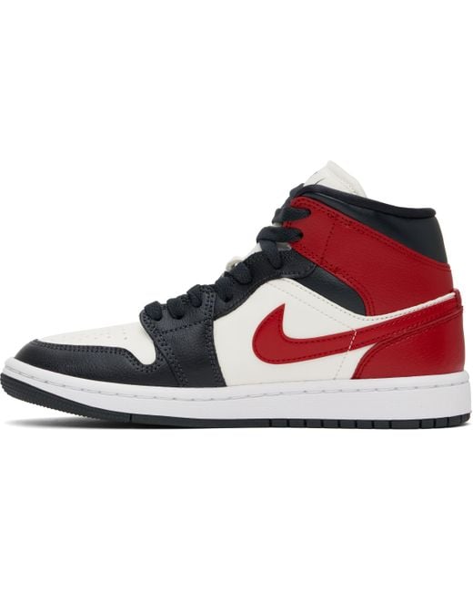 Nike Air Jordan 1 Mid Sneakers in Black | Lyst