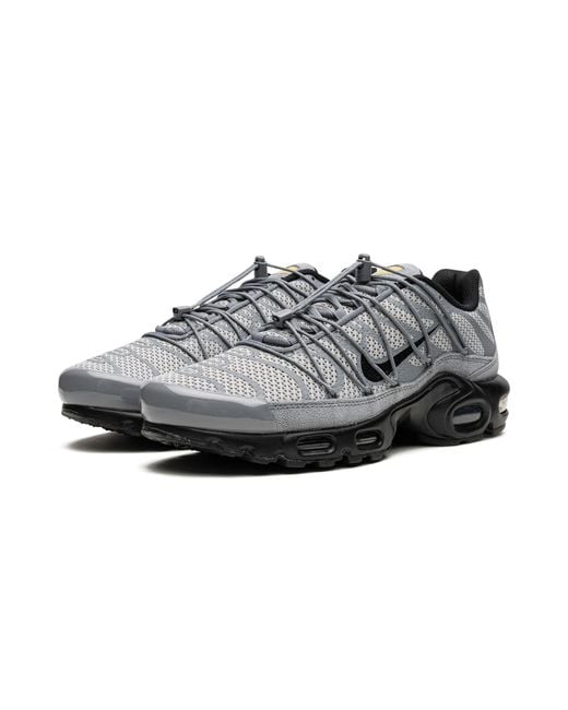 Nike Air Max Plus "bungee" Shoes in Black | Lyst UK