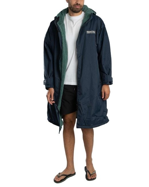 Regatta Waterproof Changing Robe in Blue for Men | Lyst UK