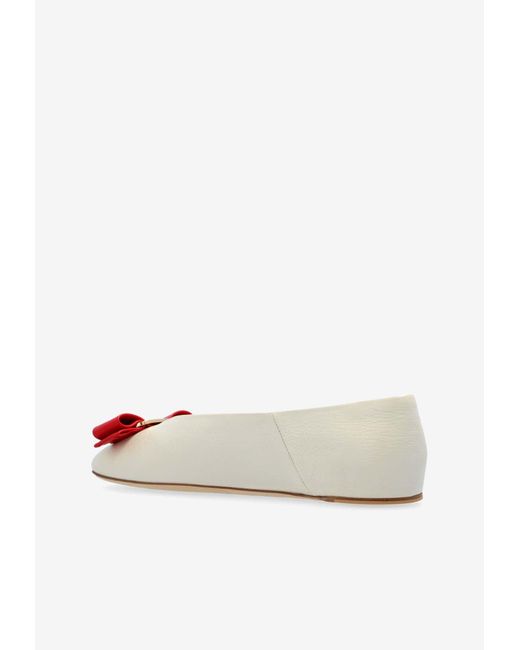 Ferragamo Vanna Vara Bow Ballet Flats in Red | Lyst