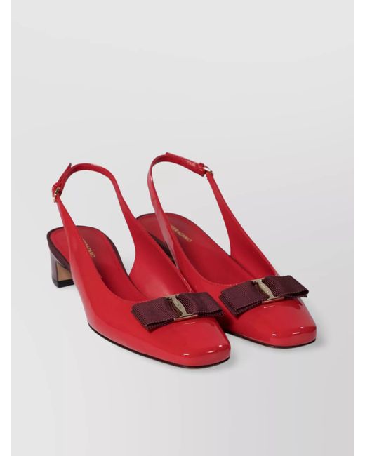 Ferragamo Bow Detail Patent Finish Square Toe Pumps in Red | Lyst