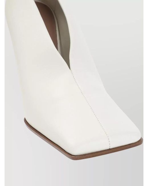 Alaïa Pumps Pointed Toe Seam Detail Stiletto Heel in White | Lyst UK