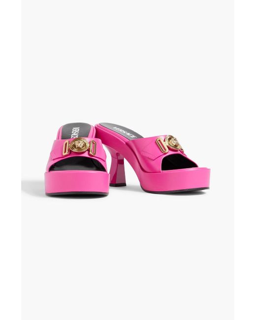 Versace La Medusa Embellished Leather Platform Mules in Pink | Lyst