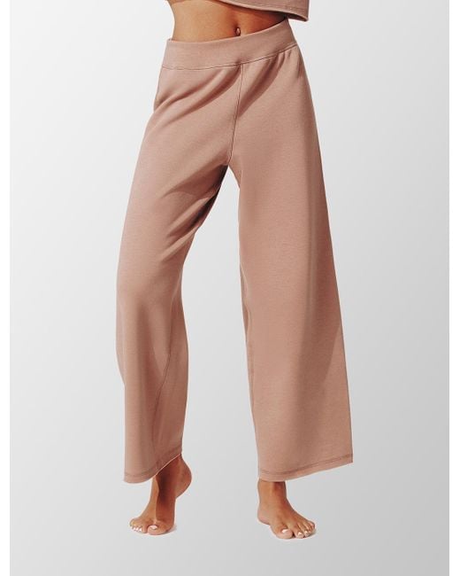 Thirdlove Cuddle Fleece Reversible Lounge Pants in Natural | Lyst