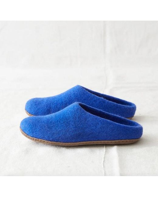 Aura Que Mita Limited Edition Felt Mule Slippers in Blue | Lyst