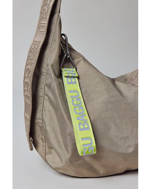 BAGGU Uo Exclusive Logo Keychain | Lyst