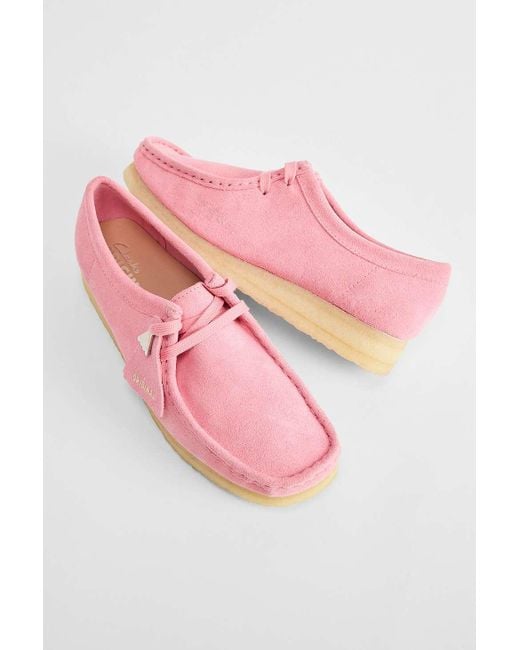 Clarks Originals Pink Suede Wallabee Shoes | Lyst UK