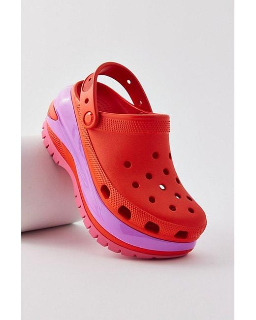 Crocs™ Mega Crush Clog in Red | Lyst