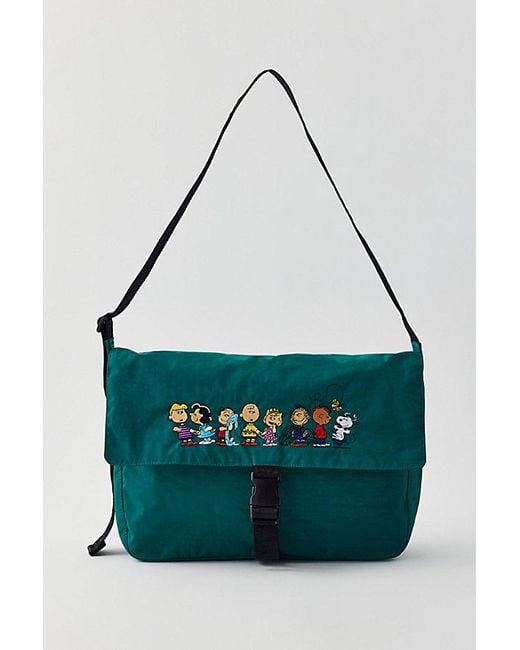BAGGU X Peanuts Nylon Messenger Bag in Green | Lyst