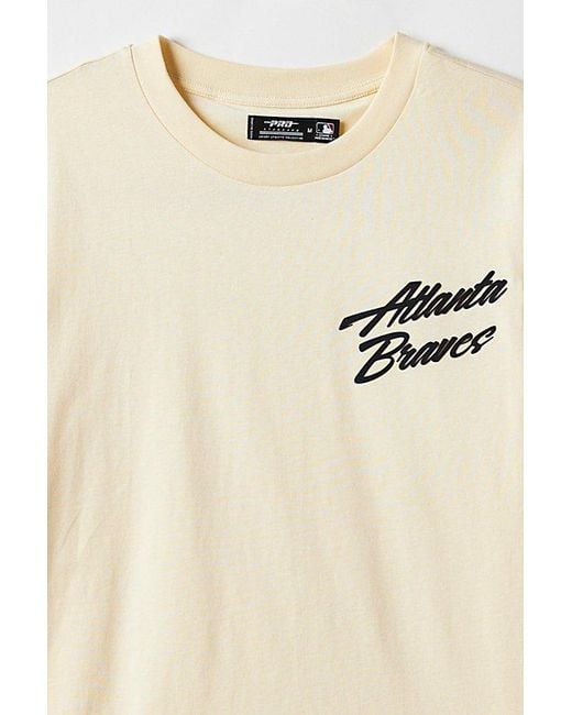 Pro Standard Uo Exclusive Mlb Atlanta Braves Team Logo Graphic Tee in ...