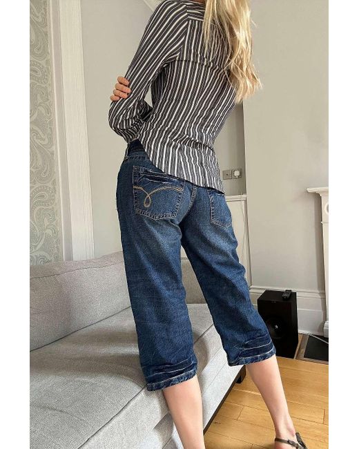 Capri jeans store