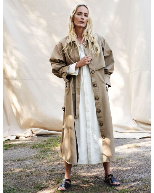 Varana Serai Trench Coat in Sand (Natural) - Lyst