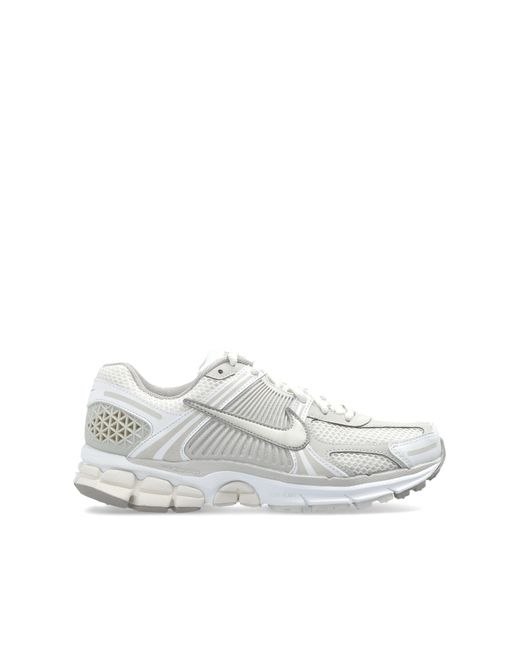 Nike Zoom Vomero 5 Sports Shoes in White | Lyst UK