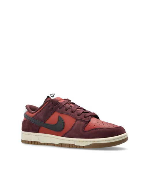 Nike "Dunk Low Retro" Sports Shoes in Red for Men | Lyst UK