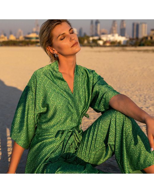 Janara Jones Dragon Scale Printed Satin Matching Set in Green | Lyst