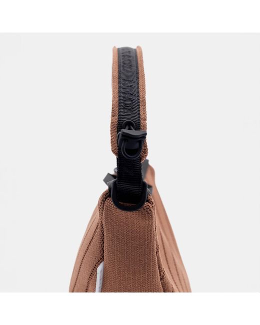 Atacz Nimbus Sling Mud M in Brown | Lyst
