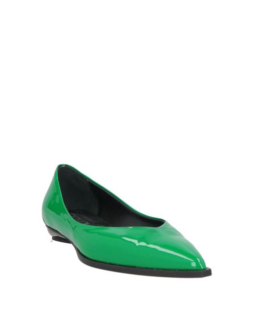 NCUB Ballet Flats Leather in Green | Lyst