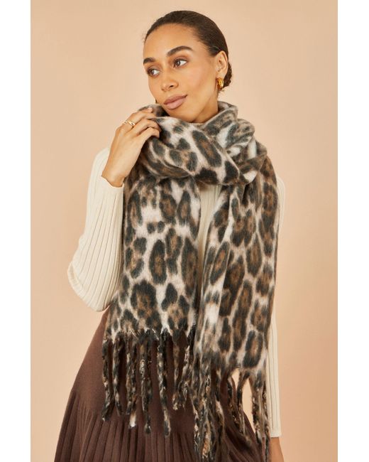 Yumi' Leopard Print Soft Scarf in Natural | Lyst UK