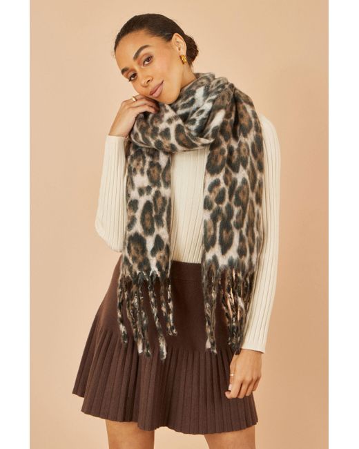 Yumi' Leopard Print Soft Scarf in Natural | Lyst UK
