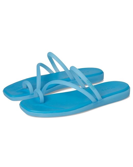 Crocs™ Miami Toe Loop Sandal Sandals in Blue | Lyst