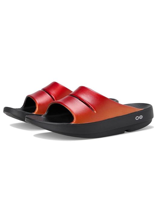 OOFOS Ooahh Luxe Slide Walking Shoes, Rubber in Red | Lyst