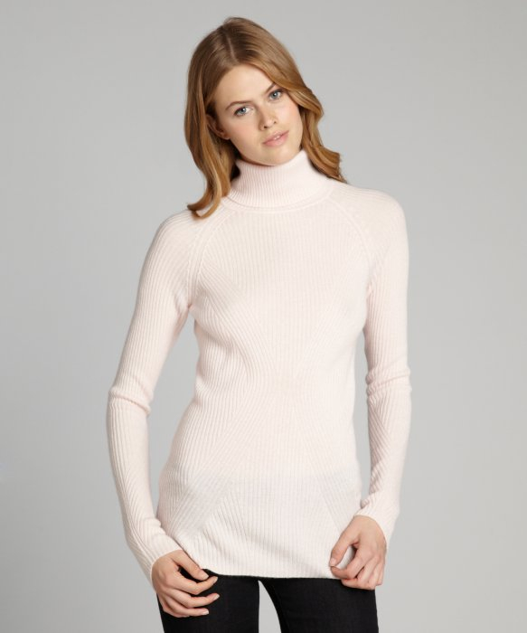 Qi Pale Pink Cashmere Ribbed Turtleneck Sweater In Pink Lyst