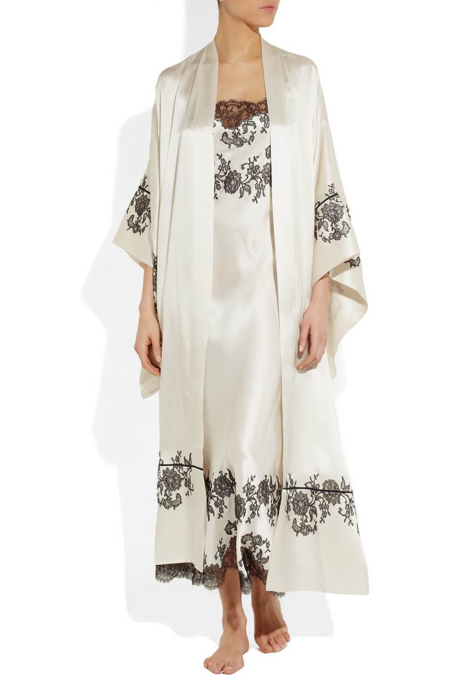 Carine Gilson Lace Appliquéd Silk Satin Kimono Robe in Black (White) - Lyst