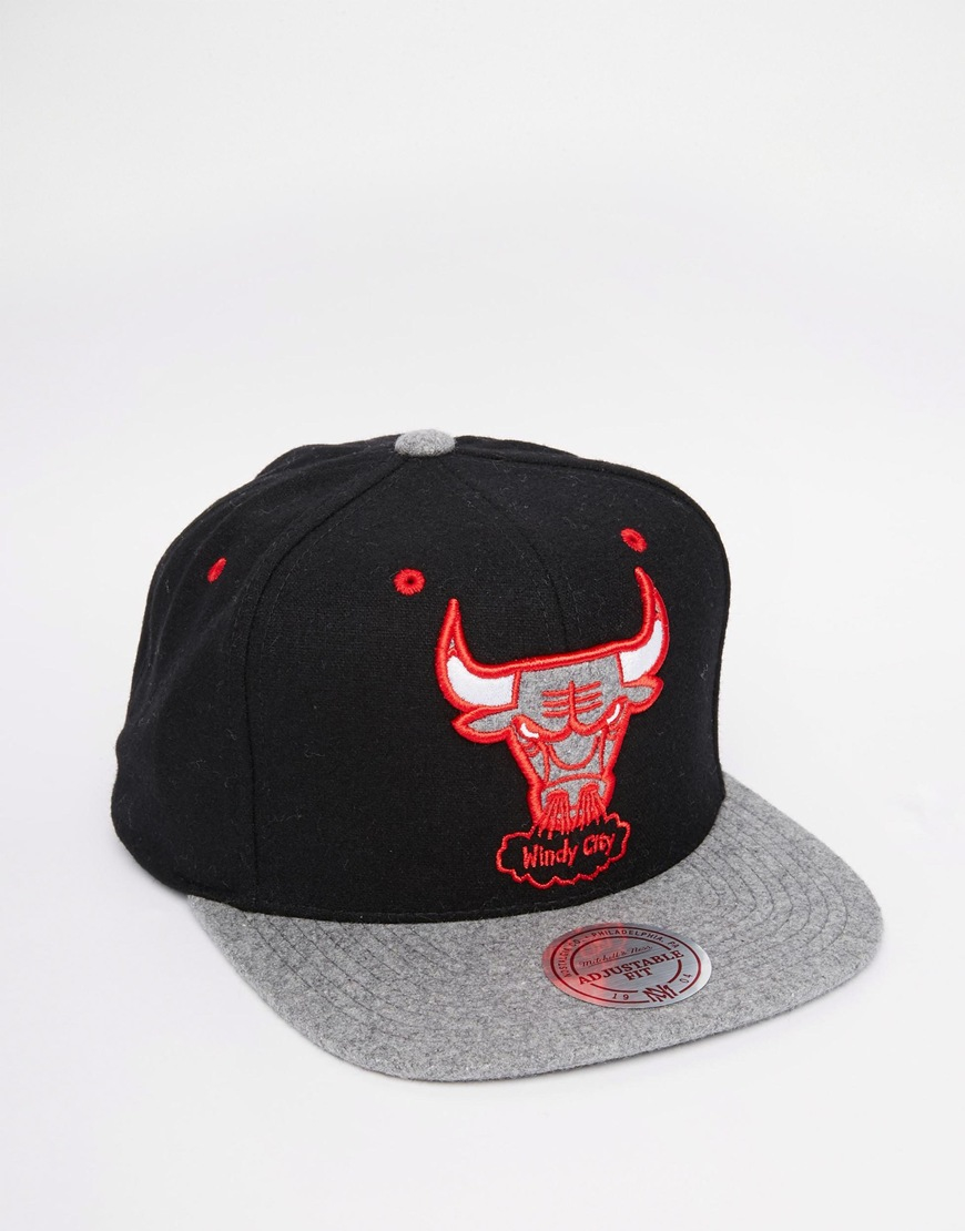 Mitchell & Ness Chicago Bulls Snapback Cap With Melton Wool Visor in Black for Men | Lyst Canada