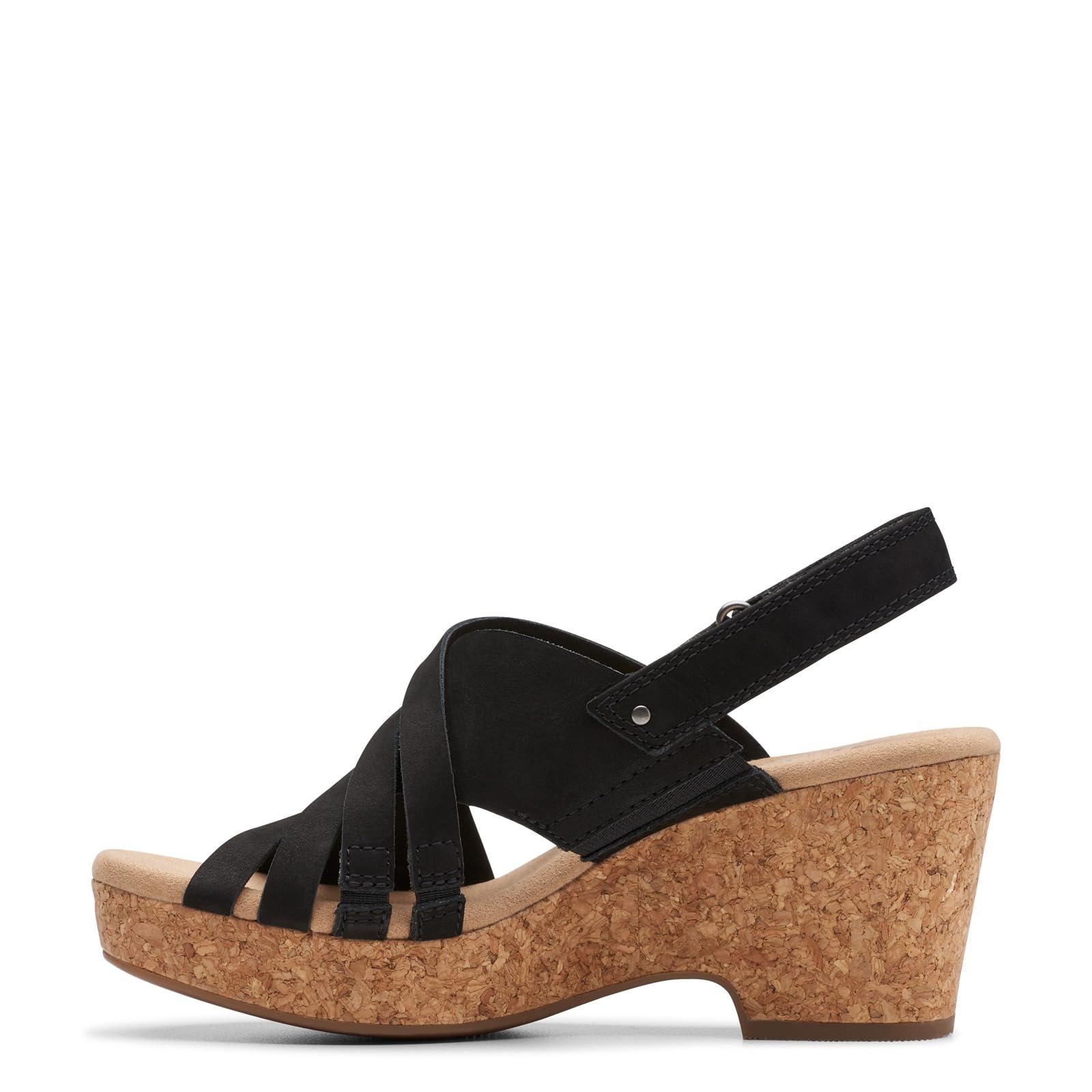 Clarks Giselle Ivy Wedge Sandal in Black | Lyst UK