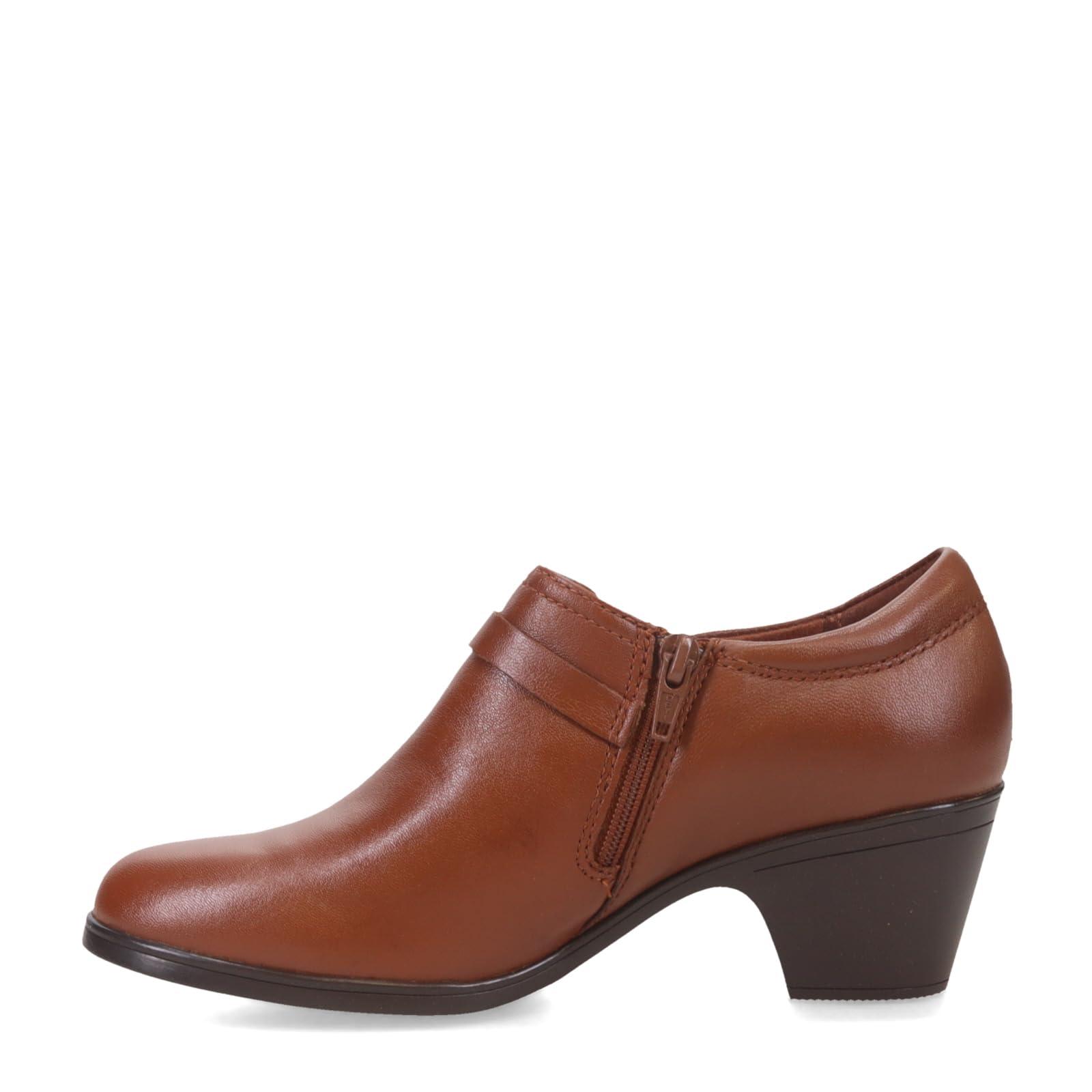 Clarks Emily 2 Erin Pump in Brown | Lyst