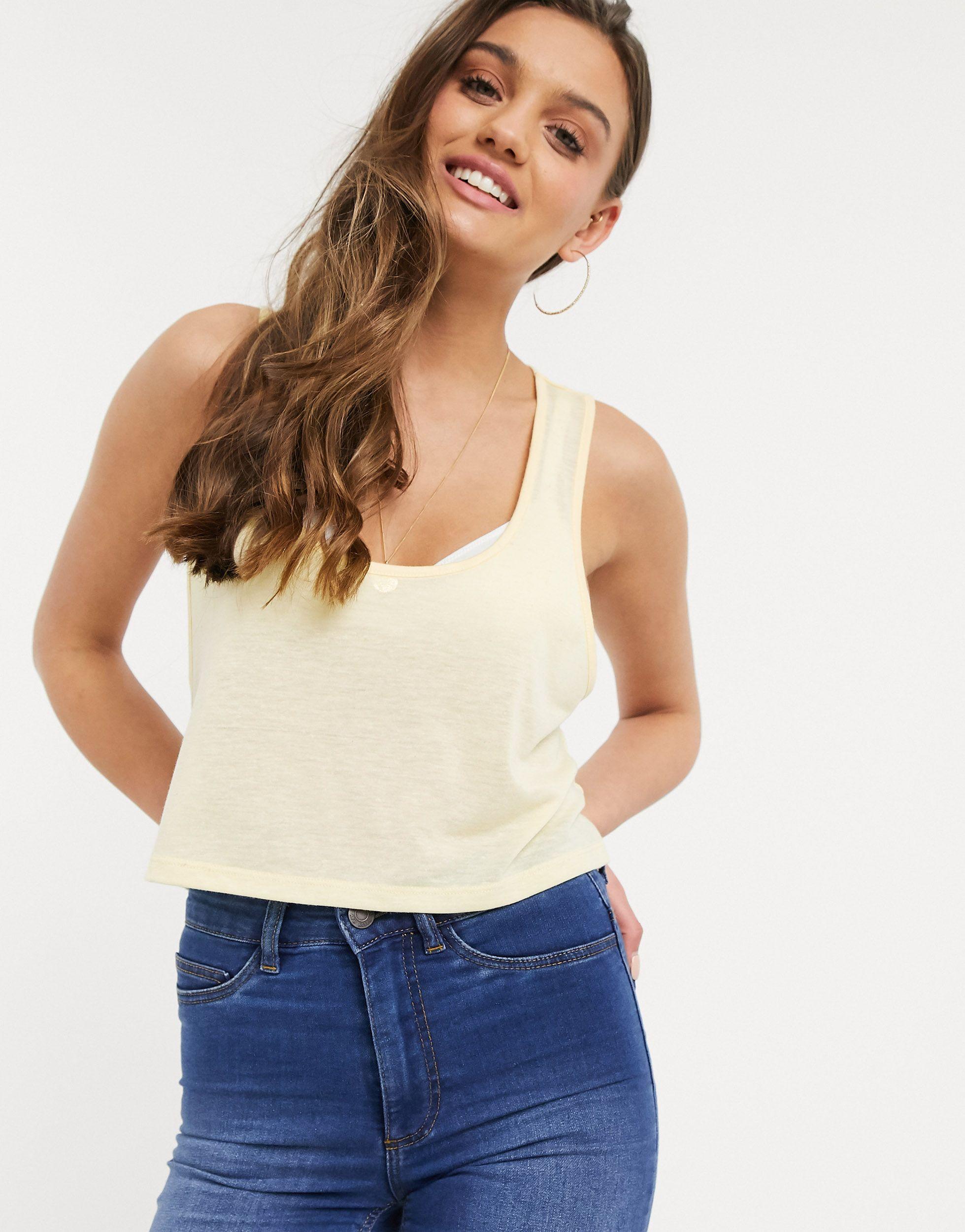 ASOS Asos Design Petite Crop Singlet in Yellow - Lyst