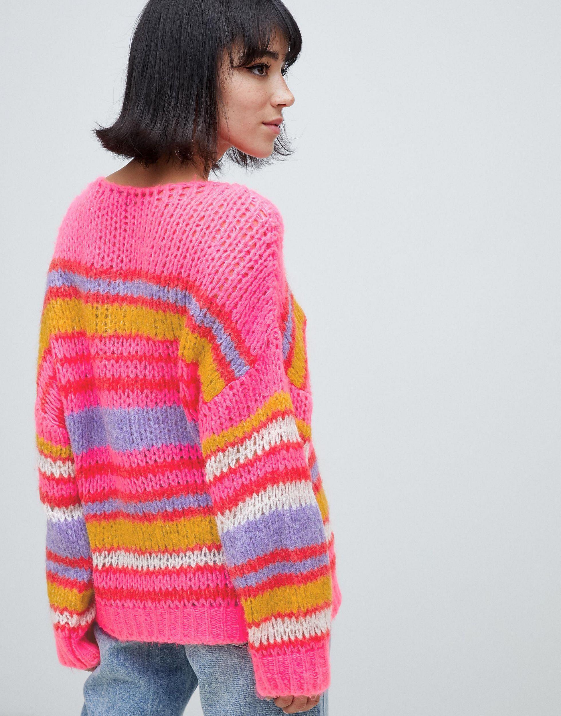 Kritisch Mülleimer ergänzen bunt gestreifter strickpullover Verstand Hemisphäre Ohne