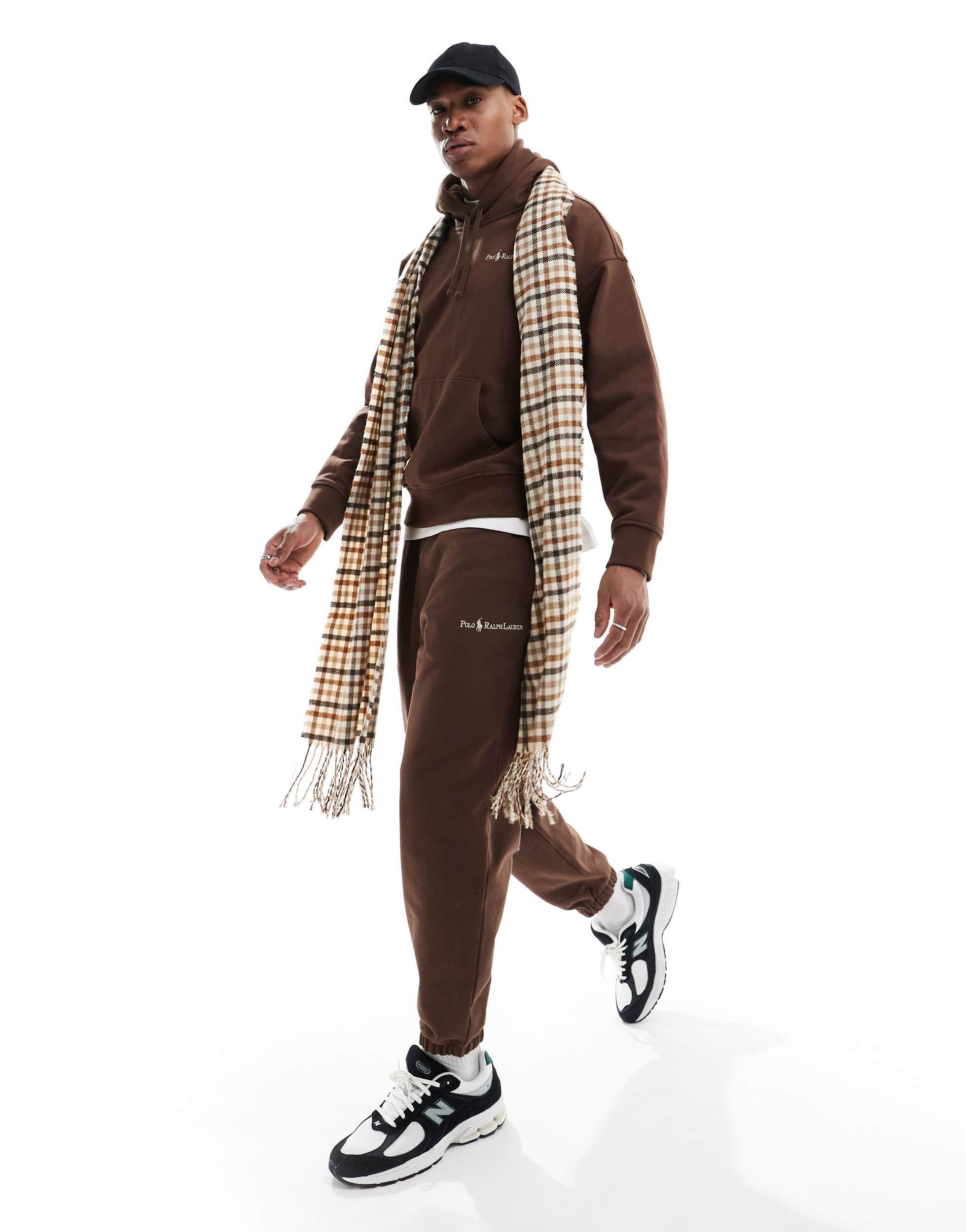 Polo Ralph Lauren Script Player Logo Relaxed Fit Heavyweight joggers in ...