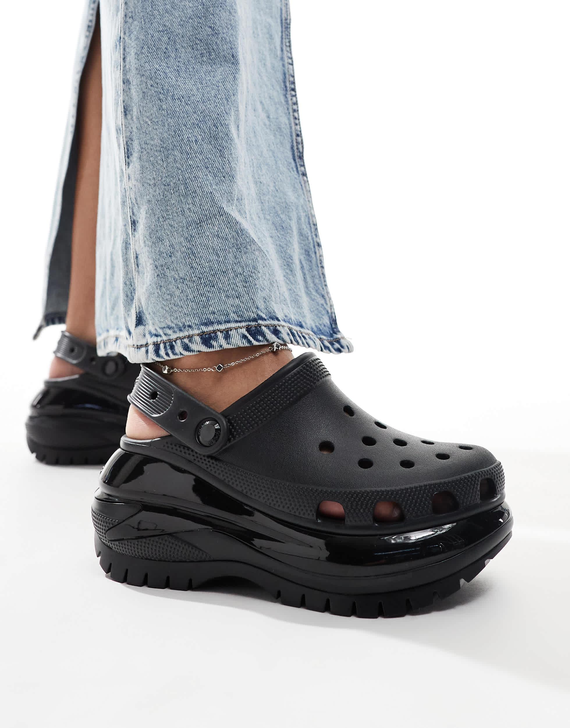 Crocs™ Mega Crush Clogs in Black | Lyst