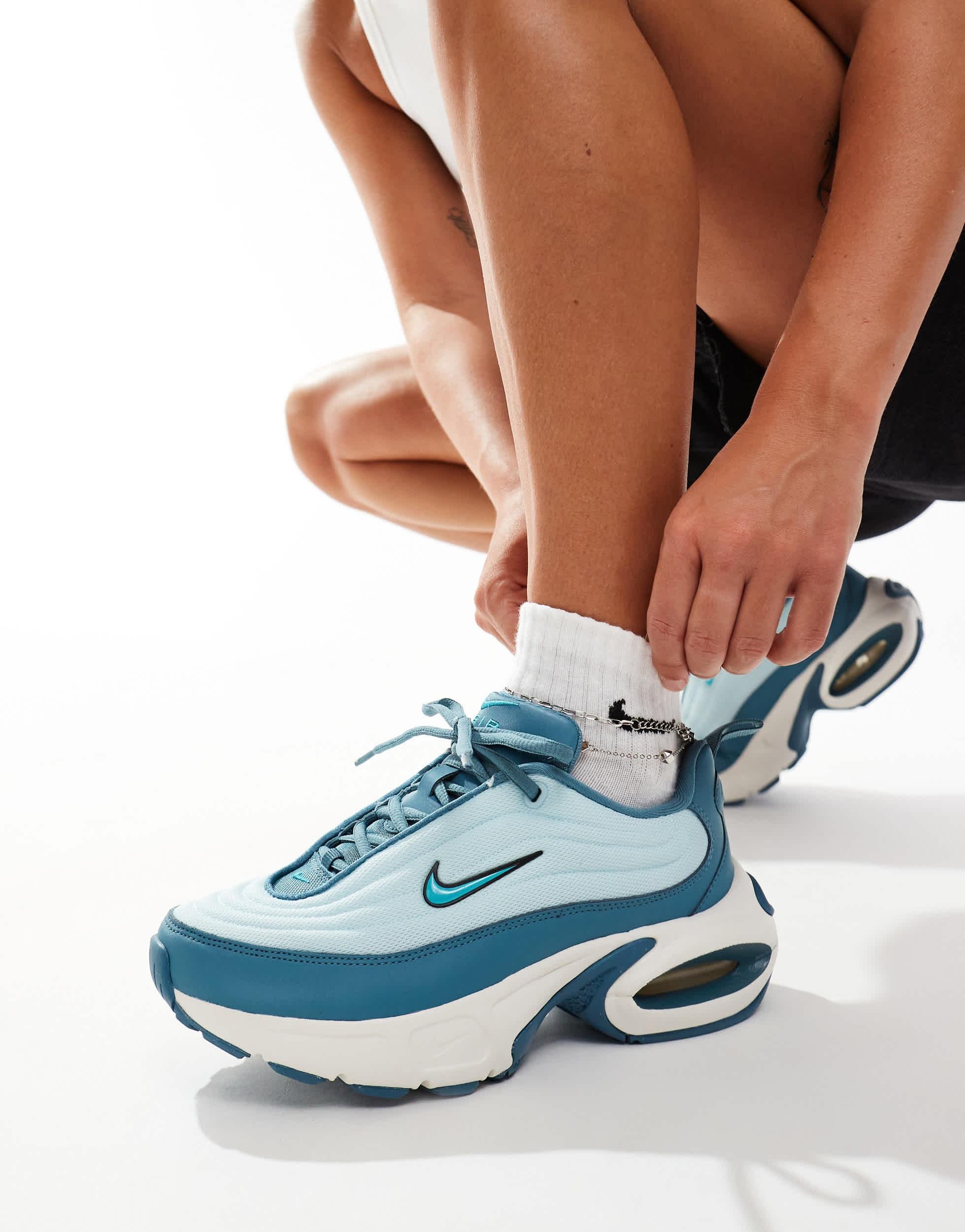 Nike Air Max Portal Sneakers in Blue | Lyst