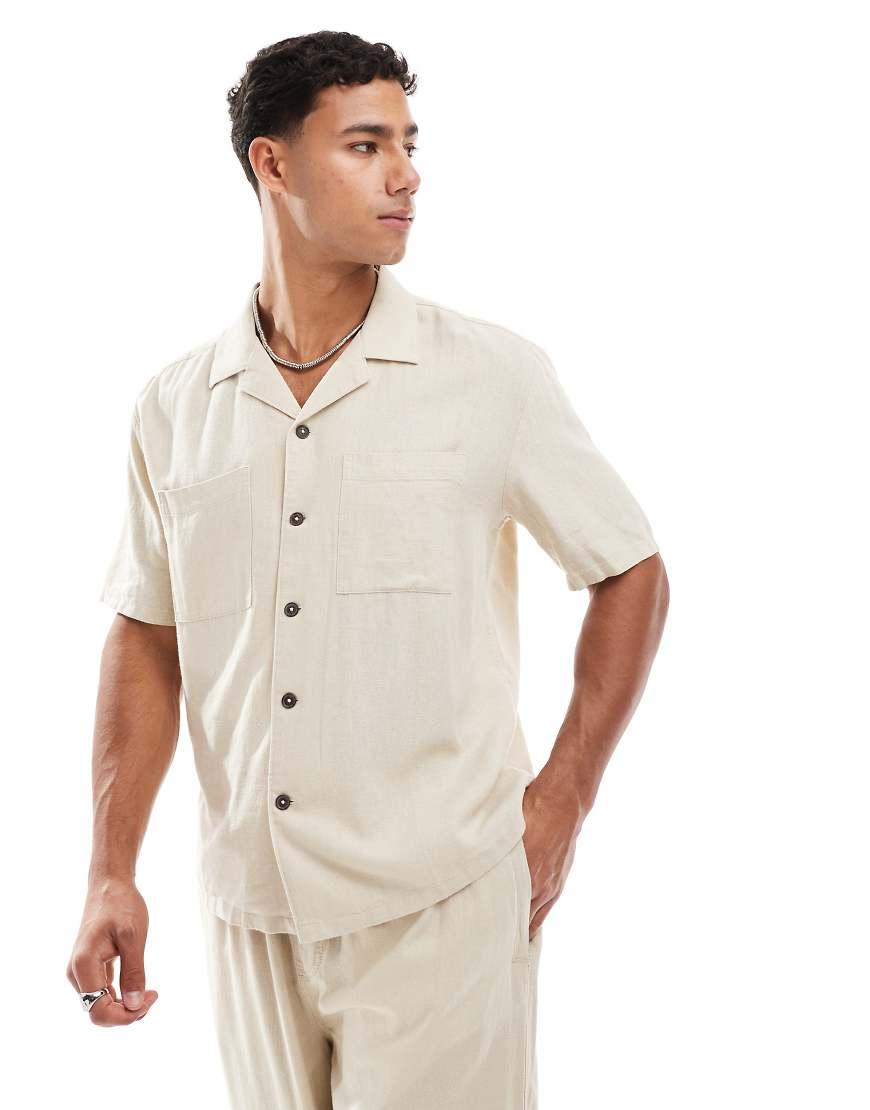 Partes De Una Camisa Imágenes