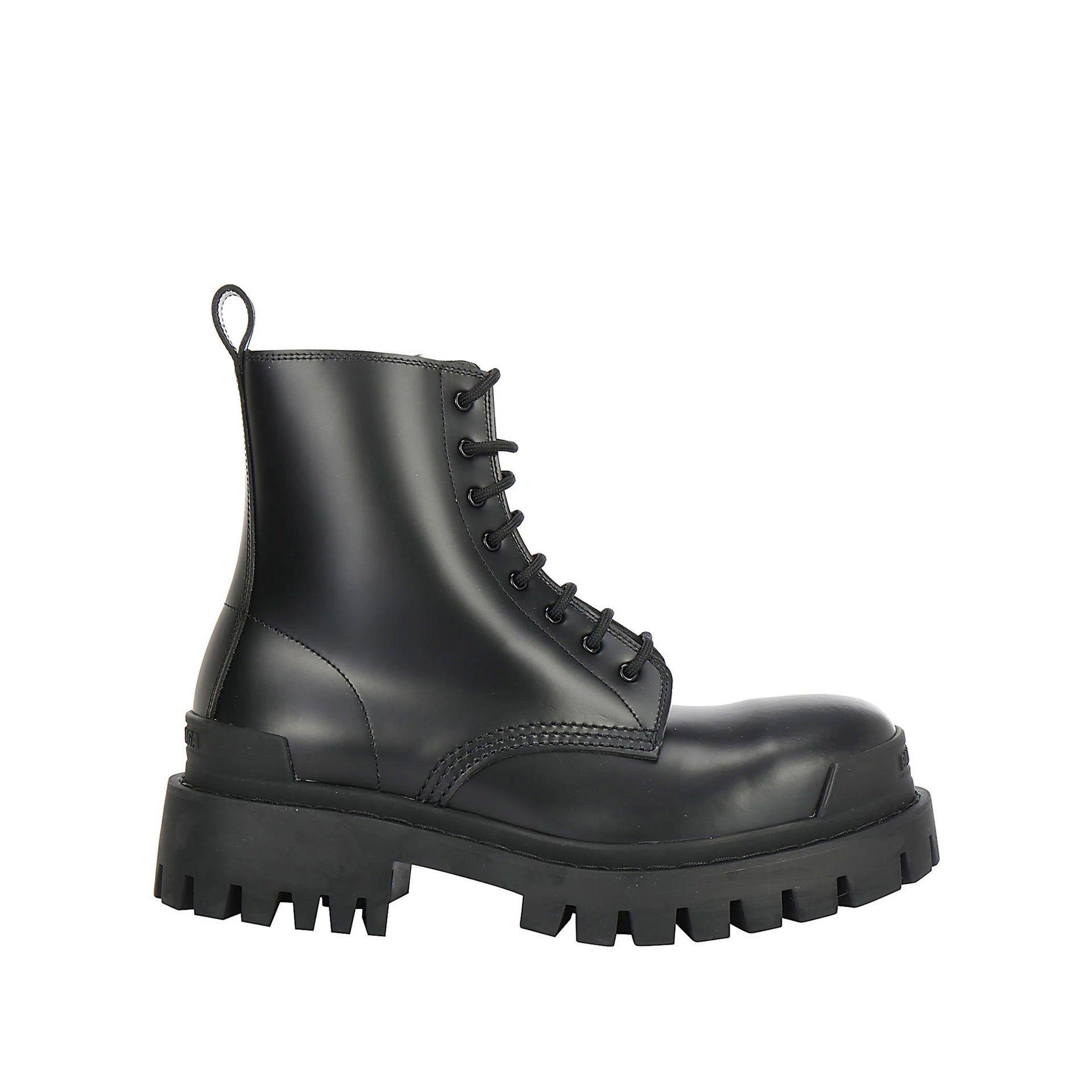 Balenciaga Strike Ankle Boots in Black | Lyst